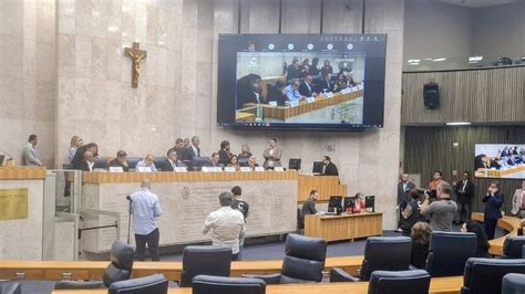 Câmara Abre Cpi Do Jockey Após Uol Revelar Suspeita De Fraude