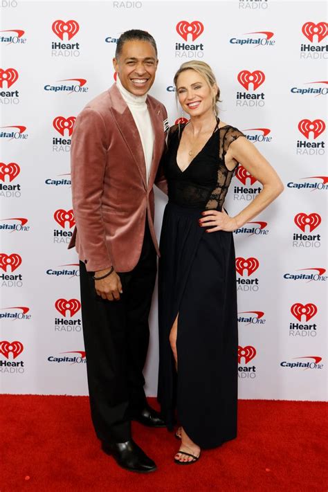 Tj Holmes And Amy Robachs Unconventional Love Story In Sweet Photos