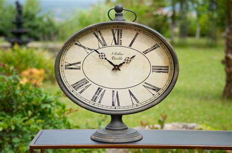 Revolutionary France Put Ten Hours On The Clock And Made The Week Ten
