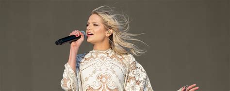 Rising Country Star Heads For The Big Screen In Netflix Thriller