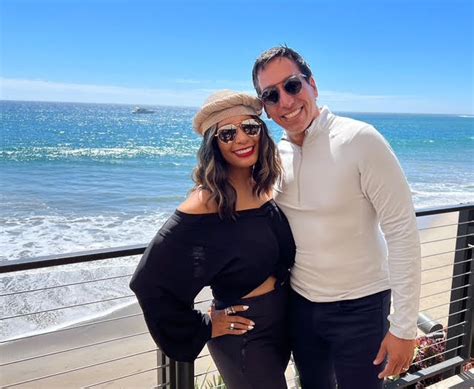 Mlb Owners Unanimously Approve José E Feliciano Wife Kwanza Jones As