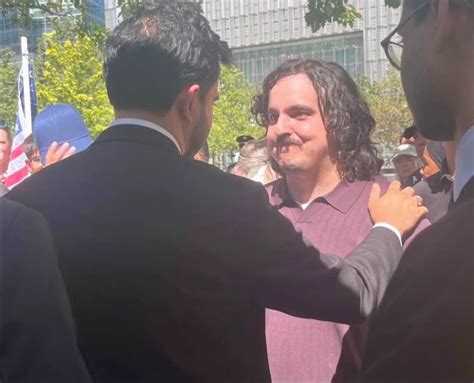 Laura Loomer On X Oh So Thats Why Mamdani Ran Over To Him After His