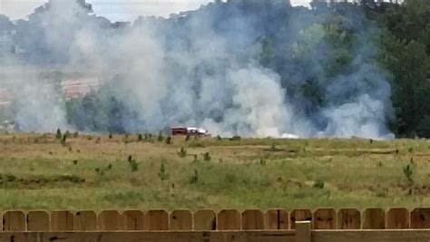 Crews Respond To Brush Fire In Sc Neighborhood Wyff