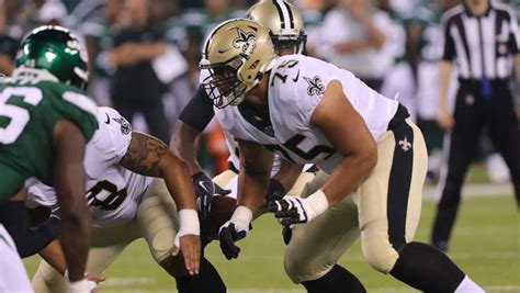 Three Time Pro Bowler Andrus Peat Retires After 11 Nfl Seasons