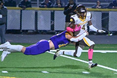 Photo Gallery Bloom Carroll Beechcroft Football