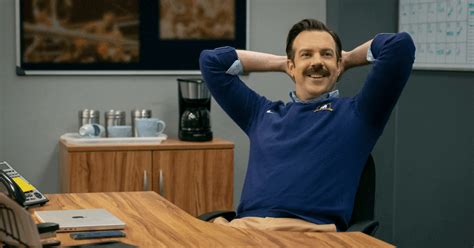Ted Lassos Three Season Plan For Womens Team Is A Do Or Die Situation For Jason Sudeikis