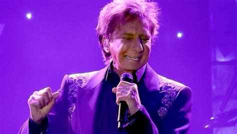 Barry Manilow Cancels Las Vegas Shows After Bronchitis Diagnosis