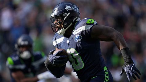Why Seattle Seahawks Demarcus Lawrence Chose Not To Retire