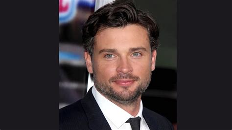 Tom Welling Says He Told ‘smallville Costar A Fake Racy Photo Was Real