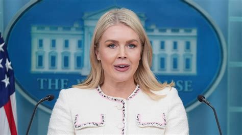 여 기자에 조용히 해 돼지야 막말…매우 정직 백악관 옹호 논란