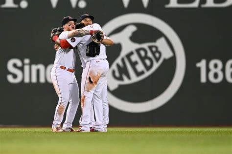 Boston Red Sox Urged To Acquire 11 Year Mlb Veteran After Release From