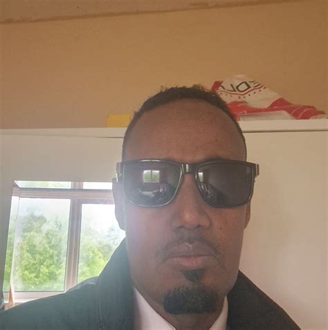 Sagal Abdi Wali Waa Tuma Sidee Ayay Ku Noqotay Xildhibaan British Ah