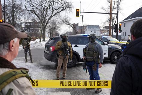 Ice Shooting Live Updates Agent Fatally Shoots Woman In Minneapolis