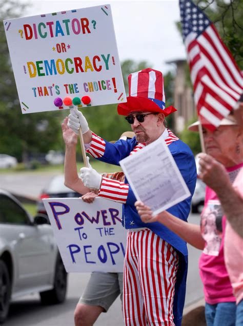 Murfreesboro Indivisible Plans Another Protest Against Trump Sept 6 By