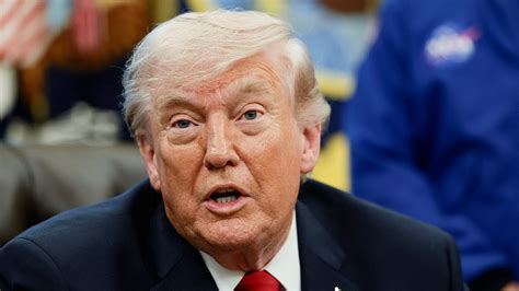 Trump Breaks Silence On Dirty Cop James Comeys Arrest And Reveals