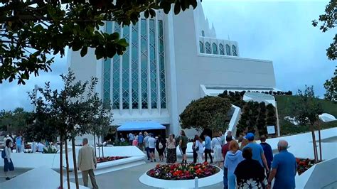 San Diegos Lds Temple Opens Doors To Public For First Time In More Than 30 Years