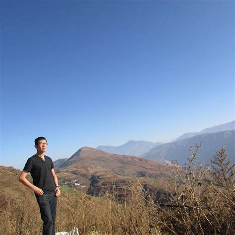 拼多多淘宝【讨论群】马来西亚新加坡 买拼多多就是那么可怕，一个月买了那么多钱，赚的都没有比花的快🤣🤣 Facebook