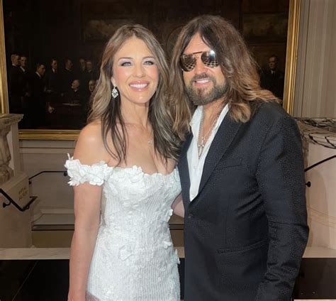 Elizabeth Hurley Makes Rare Comment About Her Romance With Billy Ray