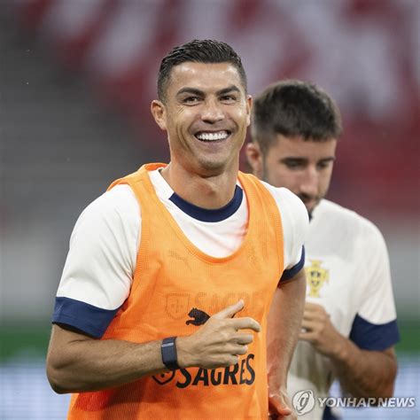 레드카드 호날두 월드컵 첫 경기 출전 가능…징계 유예 연합뉴스