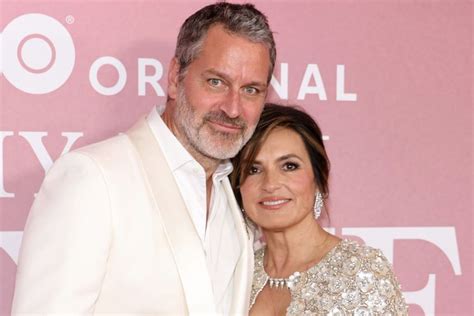 All About Mariska Hargitay And Peter Hermanns Relationship