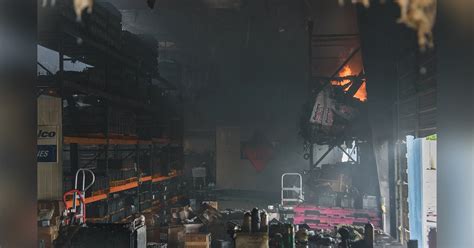 Polk County Firefighters Battle Fire At Battery Usa In Lakeland Pcfr