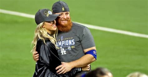 Mlb Rips Justin Turner For Celebrating With Dodgers Teammates After