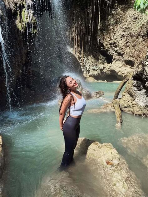 Potret Marion Jola Pulang Kampung Ke Kupang Ajak Dennis Talakua