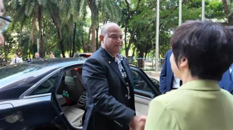 瑙鲁总统戴维阿迪昂抵达深圳 开启访深之旅 中华网