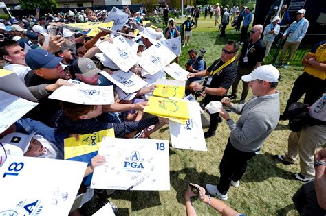 Pga Championship First Round Live Updates Leaderboard Tee Times