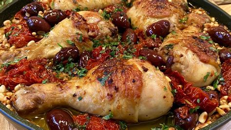 One Pan Mediterranean Chicken Easy Dinner Ready In Just 30 Minutes