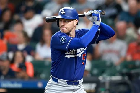 Dodgers Freddie Freeman Snapping His Slump Thanks To Small Swing
