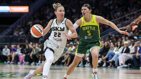 Seattle Storms Rally Falls Short In 82 80 Loss To Sky