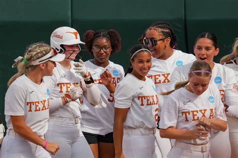 Texas Softball Vs Wagner Game Score Replay Highlights As Ut Wins