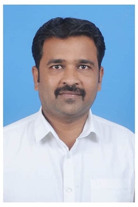 சேலம் வெள்ளிக் கொலுசு உற்பத்தி மையத்தில் அமைச்சா் மதன்ராஜா ஆய்வு