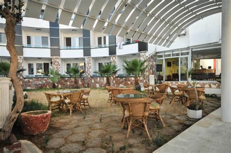 Jasmin Court Apart Otel Ayaştürkmenli обновени цени за 2025 г