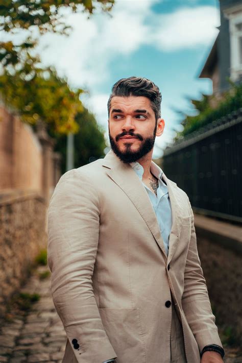 Alex Cormac 🇫🇷 Lacteur Le Plus ÉlÉgant Oui Je Ne Suis Facebook