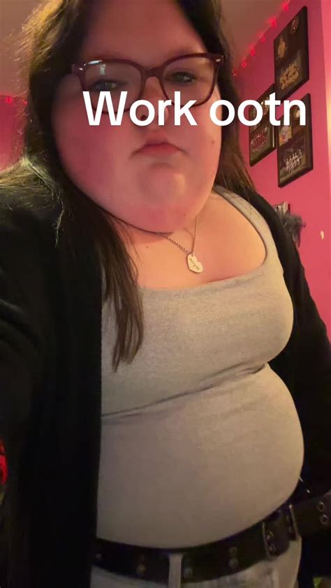 Lyssleo20🎐🚔🚨🌴🥔🛢️ Alyssaleo20s Video Of Work Outfit Tiktok
