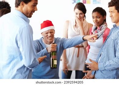 2506 很多人一起过圣诞 免版税图片、库存照片和图像 Shutterstock