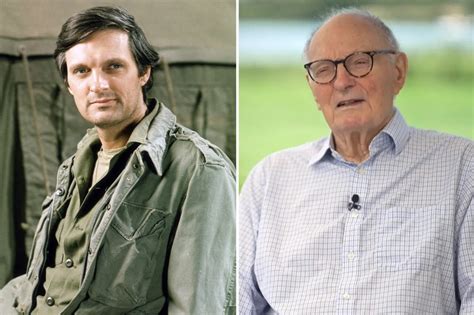 Mash Star Alan Alda Reveals Strange Sleep Habit Was Hidden First