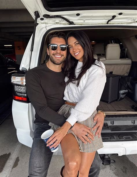 Jason Tarticks Gf Kathryn Hurley Gushes Over ‘once In A Lifetime Travels