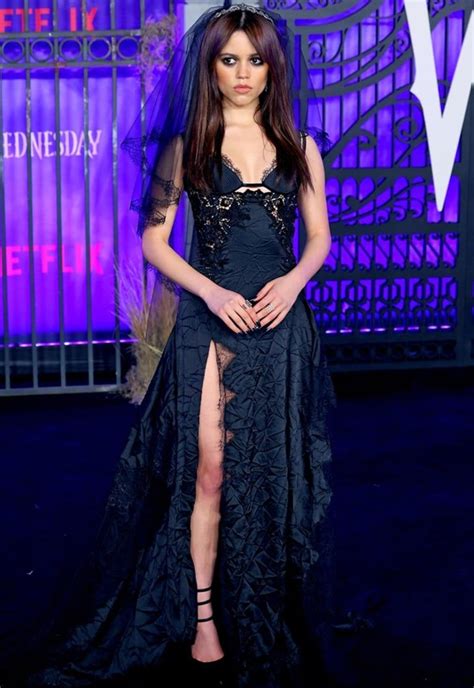 Jenna Ortega Body Measurements Height Weight Bra Size Shoe Statistics