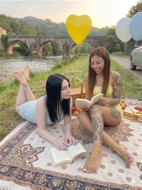 Ai Girls With Sexy Feet