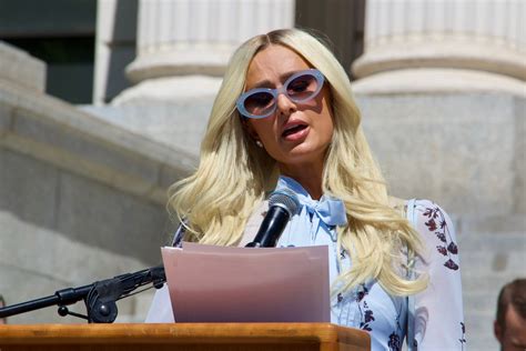 Paris Hilton Returns To Utah ‘troubled Teen Facility Where She Was
