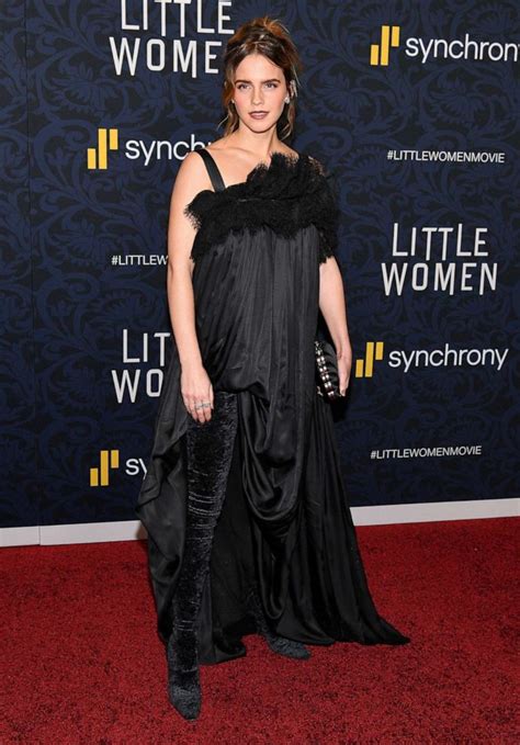 Little Women Cast Have High Fashion Moment At World Premiere Abc News