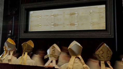 The Shroud Of Turin History Science And Controversy