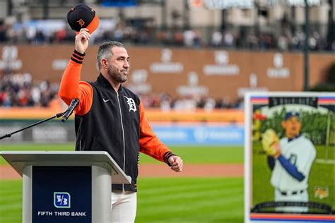 See Detroit Tigers Celebrate Justin Verlander On Field At Comerica Park