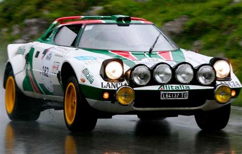 ランチア:ラリーを制した伝説の名車を振り返る Italpassion ランチア:ラリーを制した伝説の名車を振り返る Italpassion