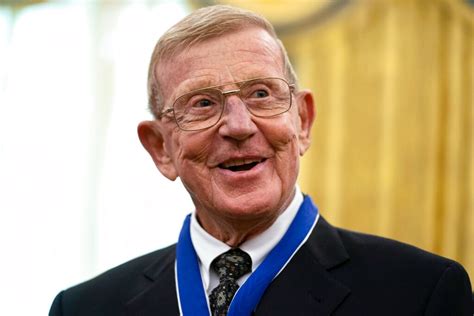 Lou Holtzs Legacy From Notre Dame Icon To Motivational Speaker To
