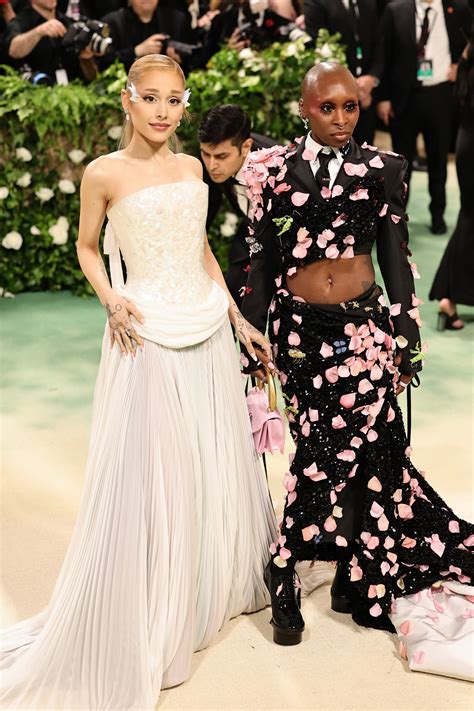 Ariana Grande Met Gala 2024 Her Look Is Glittery Glinda Glam Glamour