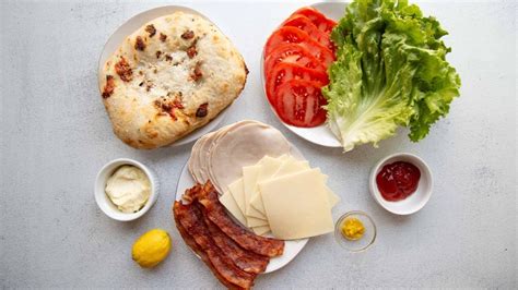 Copycat Panera Bacon Turkey Bravo Sandwich Recipe